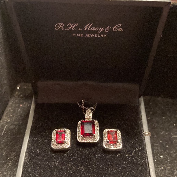 R.H. Macy and Co. fine jewerly | Jewelry | Fine Garnet Jewelery Set ...